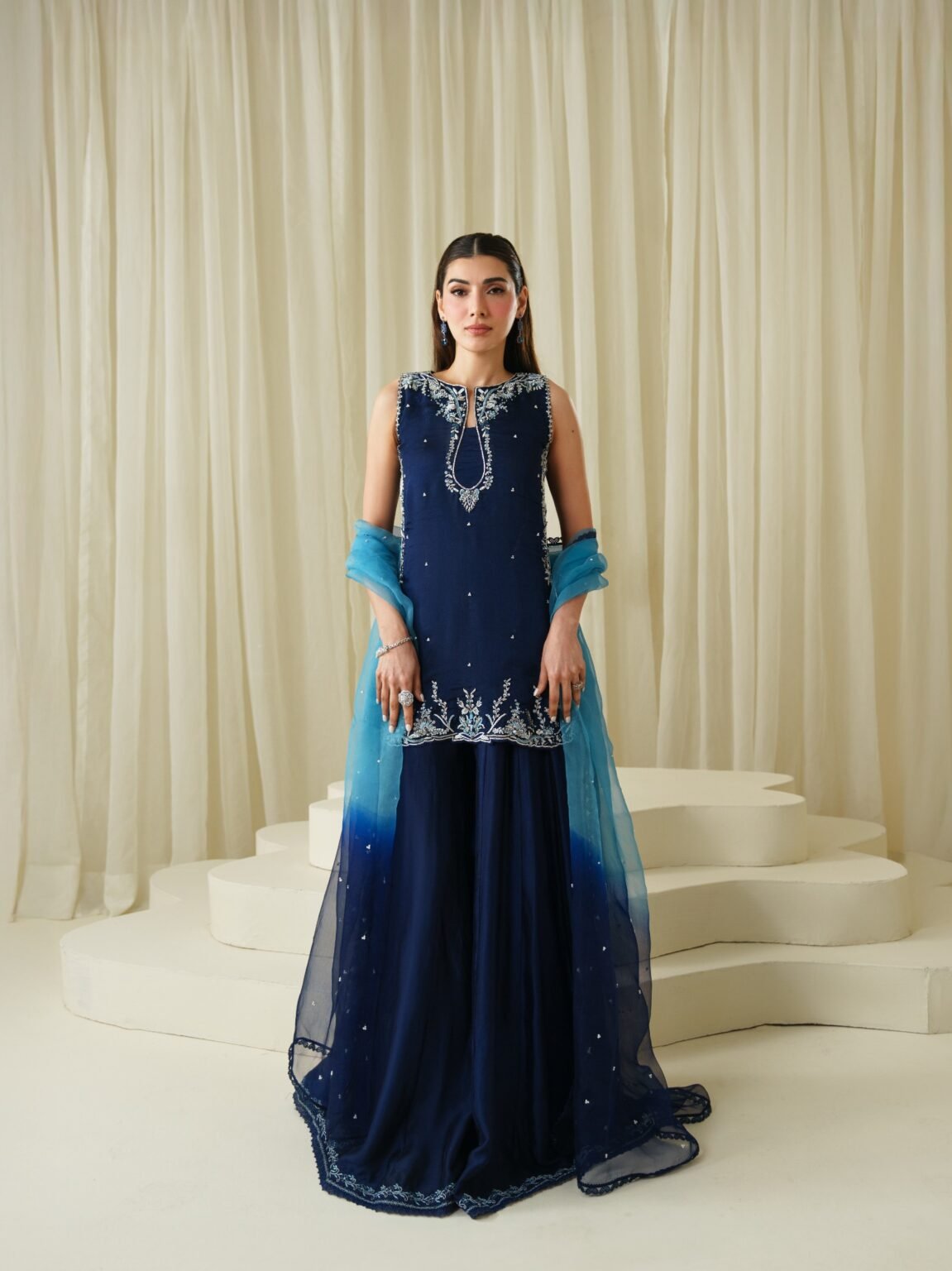 Navy – Moire by Asma